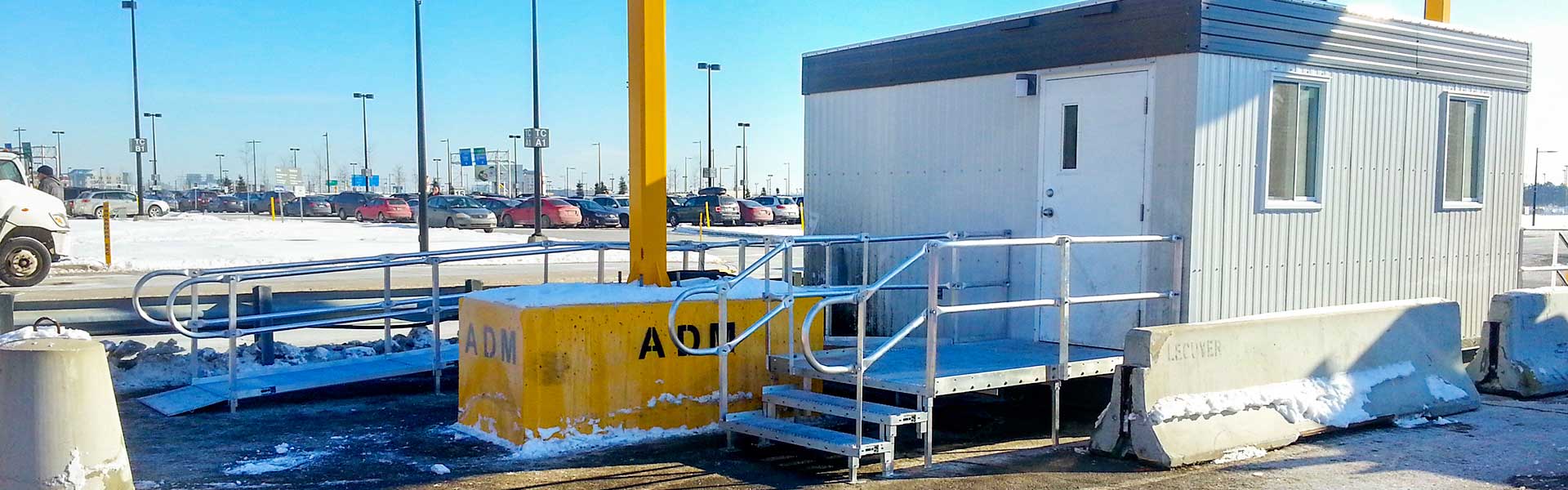 Commercial modular access ramp ♿ 1-866-416-1024